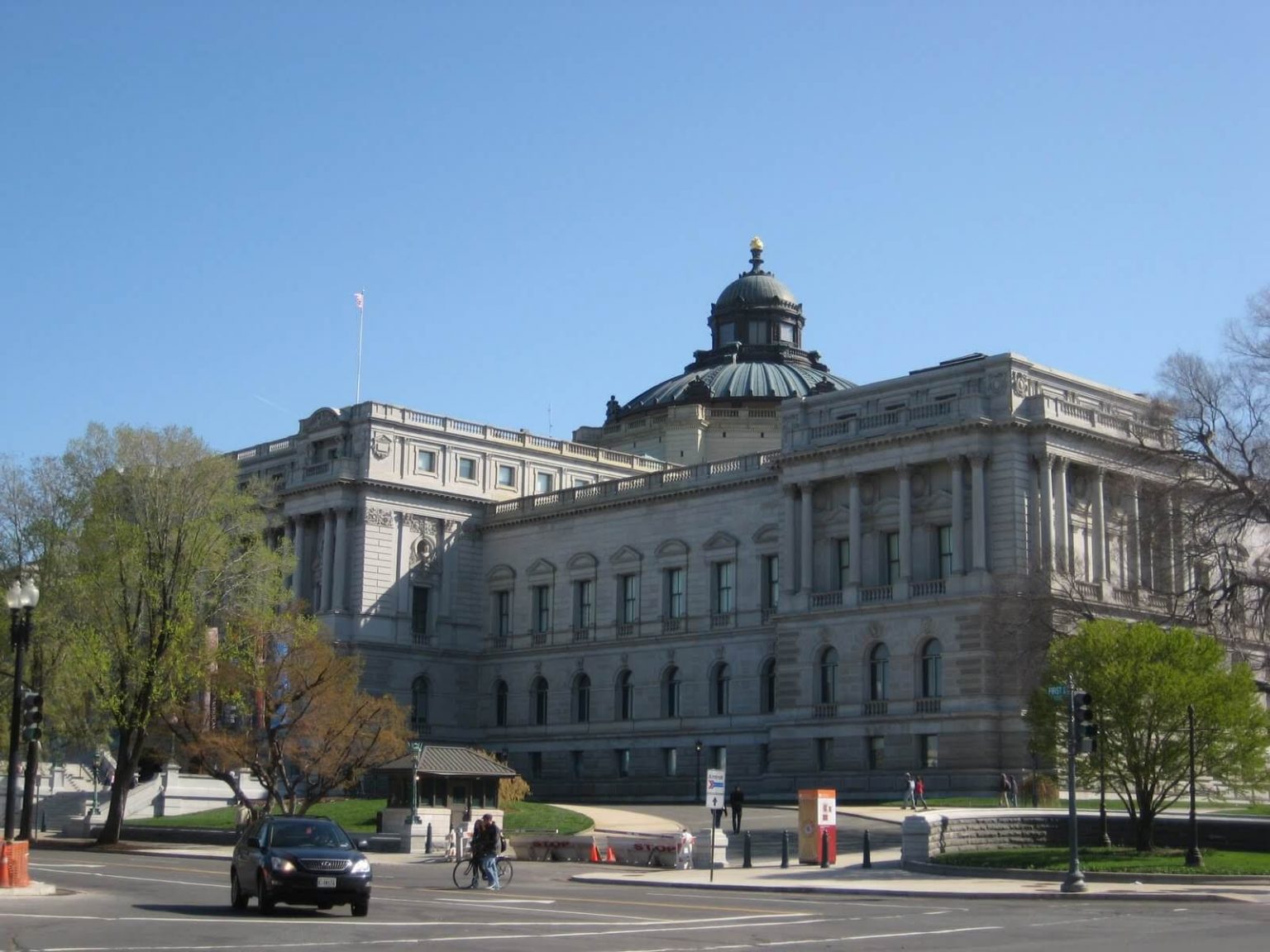 Top 10 Most Largest & Biggest Libraries in the World - Basic Planet